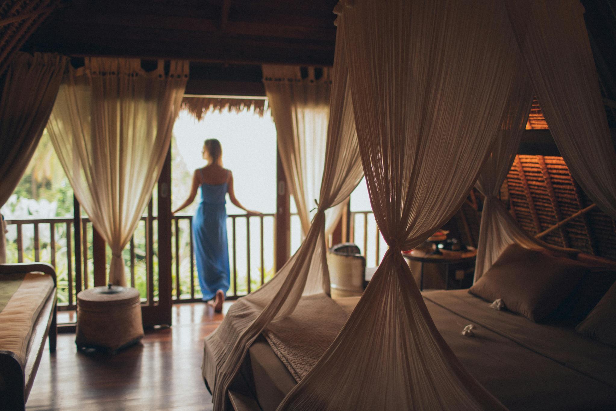 Which Honeymoon Package is Best? 10 Tips to Find Your Dream Honeymoon ...